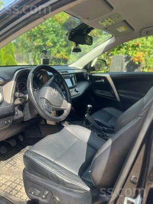 Melns Toyota RAV4 2014 Rīga, ar dzinēja tilpumu 2.20 L un nobraukumu 193 tūkst. km par 11500 €, foto 12 vietnē AUTOMOTO.COM.LV