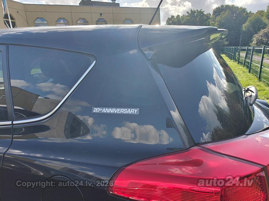 Black Toyota RAV4 2014 in Tallinn, with an engine capacity of 2.20 L and mileage of 165 thousand km for 14900 €, photo 11 on AUTOMOTO.COM.LV