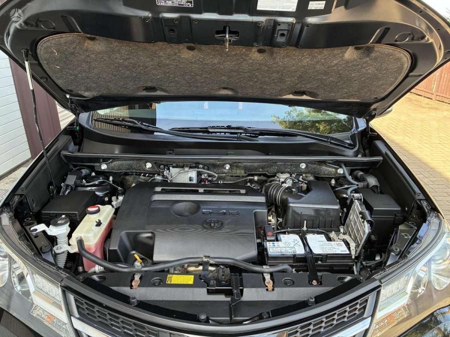 Black Toyota RAV4 2014 in Siauliai, with an engine capacity of 2.00 L and mileage of 249 thousand km for 10990 €, photo 33 on AUTOMOTO.COM.LV