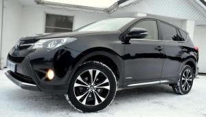 Melns Toyota RAV4 2015 Kauņa, ar dzinēja tilpumu 2.00 L un nobraukumu 230 tūkst. km par 11500 €, foto 3 vietnē AUTOMOTO.COM.LV