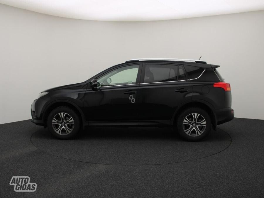 Melns Toyota RAV4 2015 Viļņa, ar dzinēja tilpumu 2.00 L un nobraukumu 181 tūkst. km par 13899 €, foto 6 vietnē AUTOMOTO.COM.LV