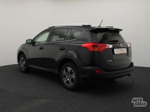 Melns Toyota RAV4 2015 Viļņa, ar dzinēja tilpumu 2.00 L un nobraukumu 181 tūkst. km par 13899 €, foto 7 vietnē AUTOMOTO.COM.LV