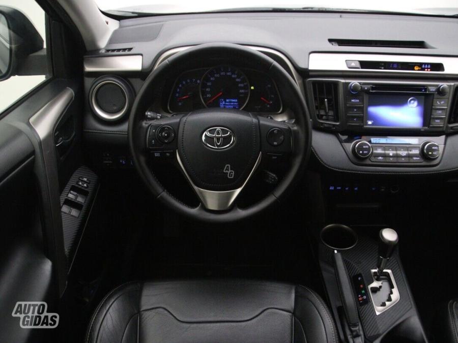 Melns Toyota RAV4 2015 Viļņa, ar dzinēja tilpumu 2.00 L un nobraukumu 181 tūkst. km par 13899 €, foto 17 vietnē AUTOMOTO.COM.LV