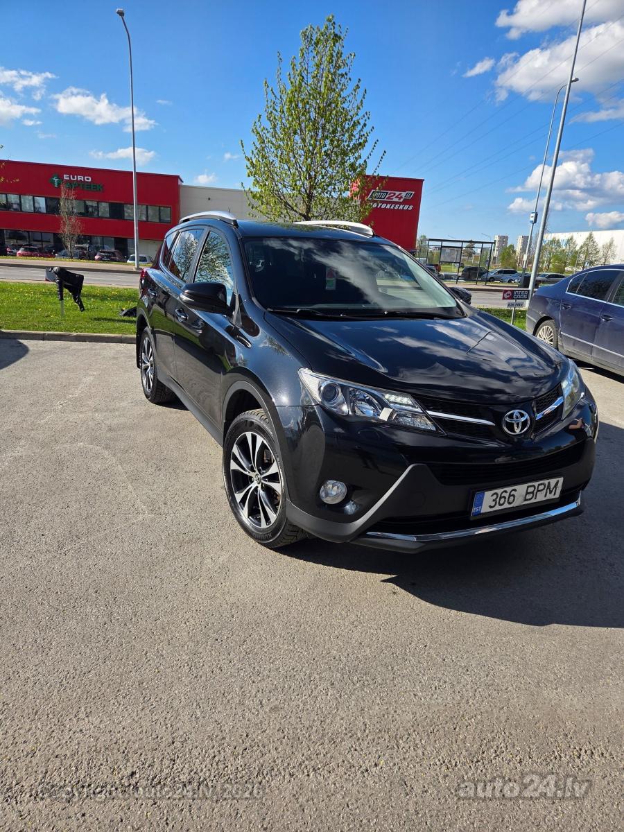 Melns Toyota RAV4 2015 Tallina, ar dzinēja tilpumu 2.00 L un nobraukumu 240 tūkst. km par 12500 €, foto 3 vietnē AUTOMOTO.COM.LV