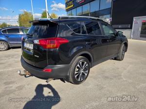 Melns Toyota RAV4 2015 Tallina, ar dzinēja tilpumu 2.00 L un nobraukumu 240 tūkst. km par 12500 €, foto 4 vietnē AUTOMOTO.COM.LV