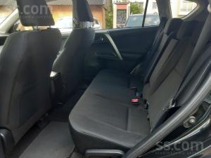 Black Toyota RAV4 2015 in Daugavpils, with an engine capacity of 2.20 L and mileage of 0 thousand km for 11850 €, photo 19 on AUTOMOTO.COM.LV