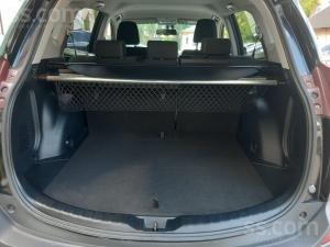 Black Toyota RAV4 2015 in Daugavpils, with an engine capacity of 2.20 L and mileage of 0 thousand km for 11850 €, photo 21 on AUTOMOTO.COM.LV