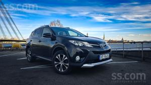 Black Toyota RAV4 2015 in Riga, with an engine capacity of 2.20 L and mileage of 151 thousand km for 14100 €, photo  on AUTOMOTO.COM.LV