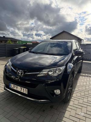 Black Toyota RAV4 2015 in Gargzdai, with an engine capacity of 2.00 L and mileage of 192 thousand km for 12700 €, photo  on AUTOMOTO.COM.LV