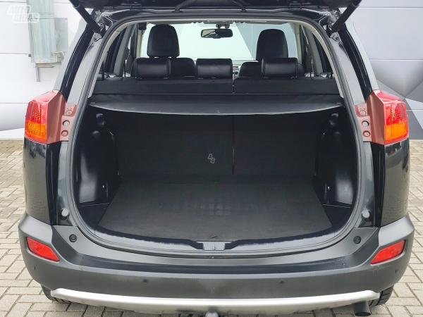 Melns Toyota RAV4 2015 Ramučiai, ar dzinēja tilpumu 2.20 L un nobraukumu 168 tūkst. km par 13950 €, foto 10 vietnē AUTOMOTO.COM.LV