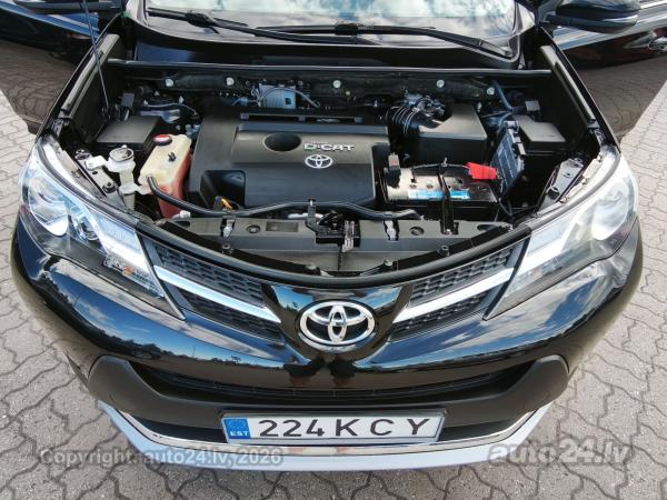 Black Toyota RAV4 2015 in Tartu, with an engine capacity of 2.20 L and mileage of 189 thousand km for 12999 €, photo 7 on AUTOMOTO.COM.LV