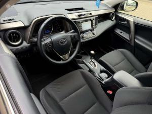 Melns Toyota RAV4 2015 Kauņa, ar dzinēja tilpumu 2.23 L un nobraukumu 127 tūkst. km par 14300 €, foto 6 vietnē AUTOMOTO.COM.LV