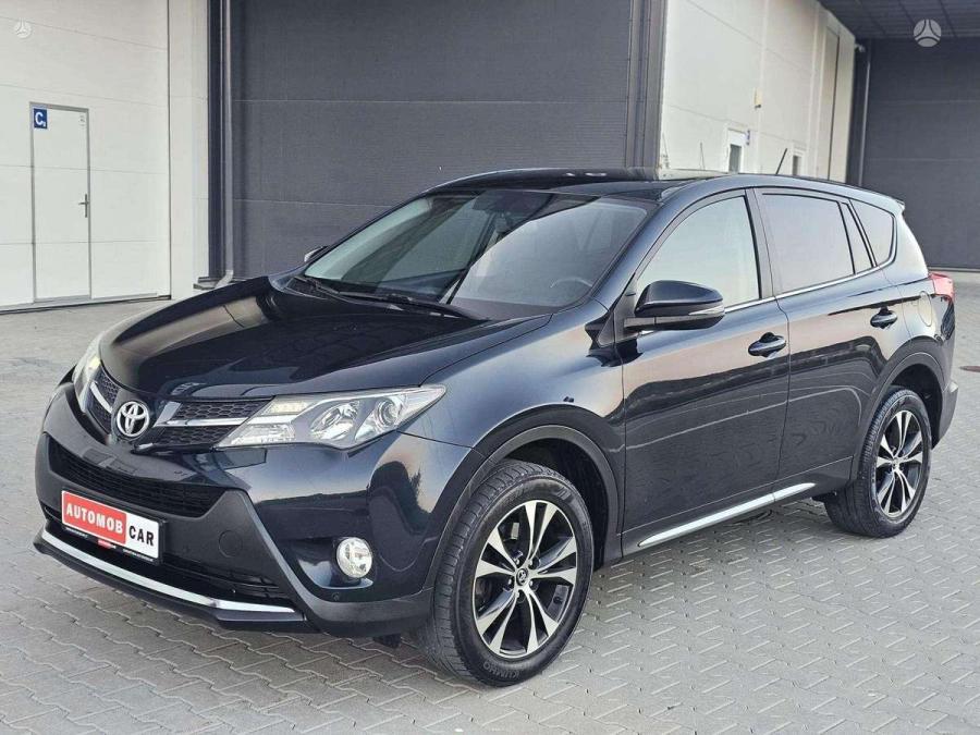 Melns Toyota RAV4 2015 Viļņa, ar dzinēja tilpumu 2.00 L un nobraukumu 171 tūkst. km par 11800 €, foto 1 vietnē AUTOMOTO.COM.LV