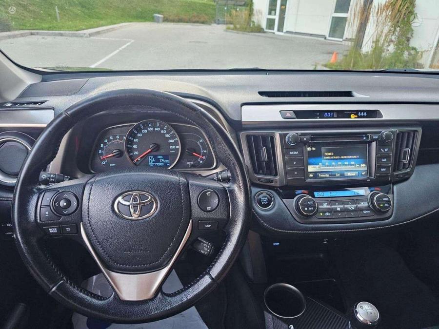 Melns Toyota RAV4 2015 Viļņa, ar dzinēja tilpumu 2.00 L un nobraukumu 171 tūkst. km par 11800 €, foto 24 vietnē AUTOMOTO.COM.LV
