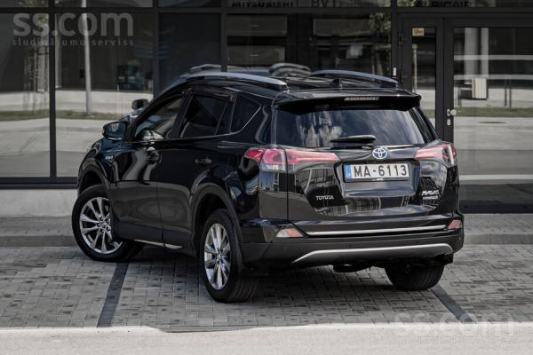 Melns Toyota RAV4 2016 Rīga, ar dzinēja tilpumu 2.50 L un nobraukumu 0 tūkst. km par 2000 €, foto 6 vietnē AUTOMOTO.COM.LV