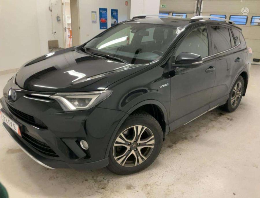 Melns Toyota RAV4 2016 Viļņa, ar dzinēja tilpumu 2.50 L un nobraukumu 200 tūkst. km par 14999 €, foto 3 vietnē AUTOMOTO.COM.LV