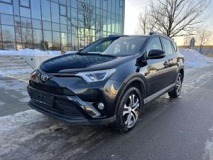 Melns Toyota RAV4 2016 Panevēža, ar dzinēja tilpumu 2.00 L un nobraukumu 222 tūkst. km par 11250 €, foto 5 vietnē AUTOMOTO.COM.LV