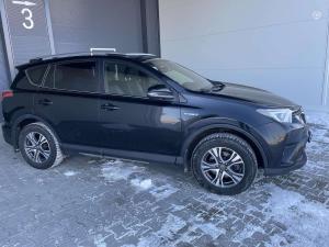 Melns Toyota RAV4 2016 Viļņa, ar dzinēja tilpumu 2.50 L un nobraukumu 200 tūkst. km par 14999 €, foto 3 vietnē AUTOMOTO.COM.LV