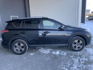 Melns Toyota RAV4 2016 Viļņa, ar dzinēja tilpumu 2.50 L un nobraukumu 200 tūkst. km par 14999 €, foto 4 vietnē AUTOMOTO.COM.LV