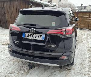 Black Toyota RAV4 2016 in Kaunas, with an engine capacity of 2.00 L and mileage of 188 thousand km for 12750 €, photo 37 on AUTOMOTO.COM.LV
