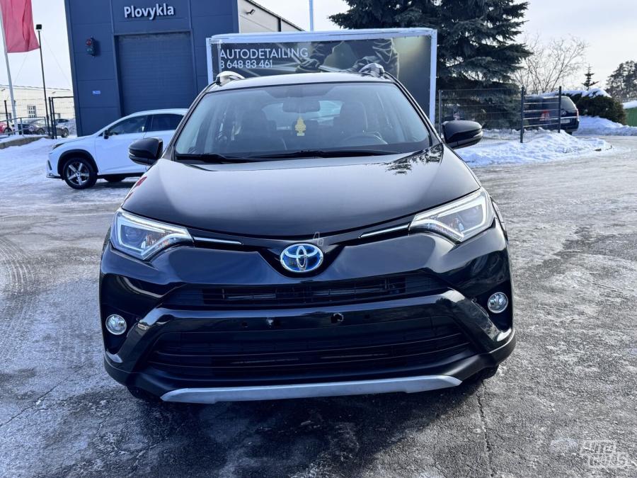 Melns Toyota RAV4 2016 Viļņa, ar dzinēja tilpumu 2.50 L un nobraukumu 205 tūkst. km par 16350 €, foto 13 vietnē AUTOMOTO.COM.LV