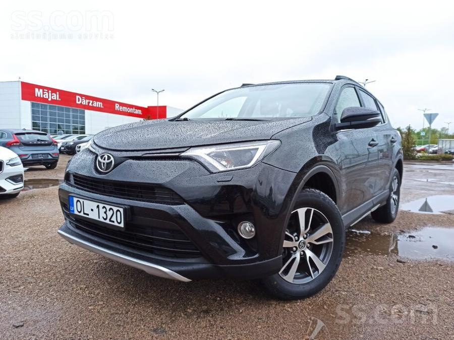 Melns Toyota RAV4 2016 Daugavpils, ar dzinēja tilpumu 2.00 L un nobraukumu 0 tūkst. km par 14700 €, foto 1 vietnē AUTOMOTO.COM.LV