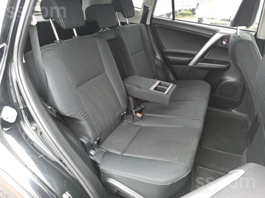 Melns Toyota RAV4 2016 Daugavpils, ar dzinēja tilpumu 2.00 L un nobraukumu 0 tūkst. km par 14700 €, foto 19 vietnē AUTOMOTO.COM.LV