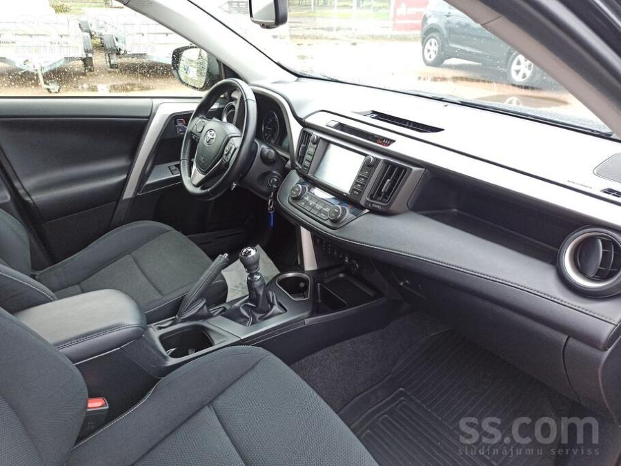 Melns Toyota RAV4 2016 Daugavpils, ar dzinēja tilpumu 2.00 L un nobraukumu 0 tūkst. km par 14700 €, foto 21 vietnē AUTOMOTO.COM.LV