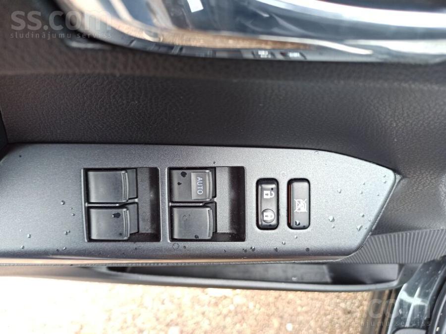 Melns Toyota RAV4 2016 Daugavpils, ar dzinēja tilpumu 2.00 L un nobraukumu 0 tūkst. km par 14700 €, foto 25 vietnē AUTOMOTO.COM.LV