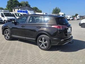 Melns Toyota RAV4 2016 Tauragė, ar dzinēja tilpumu 2.00 L un nobraukumu 201 tūkst. km par 11200 €, foto 4 vietnē AUTOMOTO.COM.LV