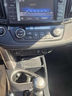 Melns Toyota RAV4 2016 Tauragė, ar dzinēja tilpumu 2.00 L un nobraukumu 201 tūkst. km par 11200 €, foto 15 vietnē AUTOMOTO.COM.LV