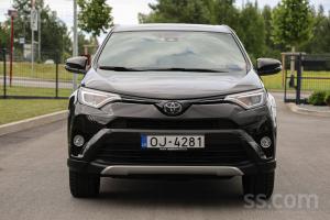 Melns Toyota RAV4 2016 Jelgava, ar dzinēja tilpumu 2.00 L un nobraukumu 0 tūkst. km par 12990 €, foto 3 vietnē AUTOMOTO.COM.LV