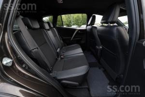 Melns Toyota RAV4 2016 Jelgava, ar dzinēja tilpumu 2.00 L un nobraukumu 0 tūkst. km par 12990 €, foto 12 vietnē AUTOMOTO.COM.LV