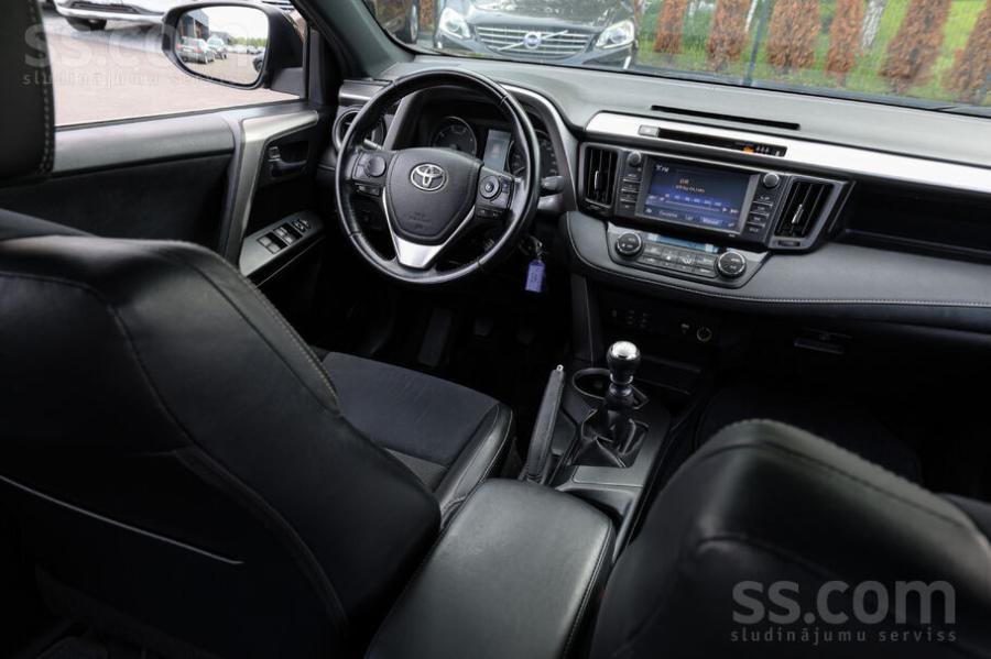 Melns Toyota RAV4 2016 Jelgava, ar dzinēja tilpumu 2.00 L un nobraukumu 0 tūkst. km par 12990 €, foto 14 vietnē AUTOMOTO.COM.LV