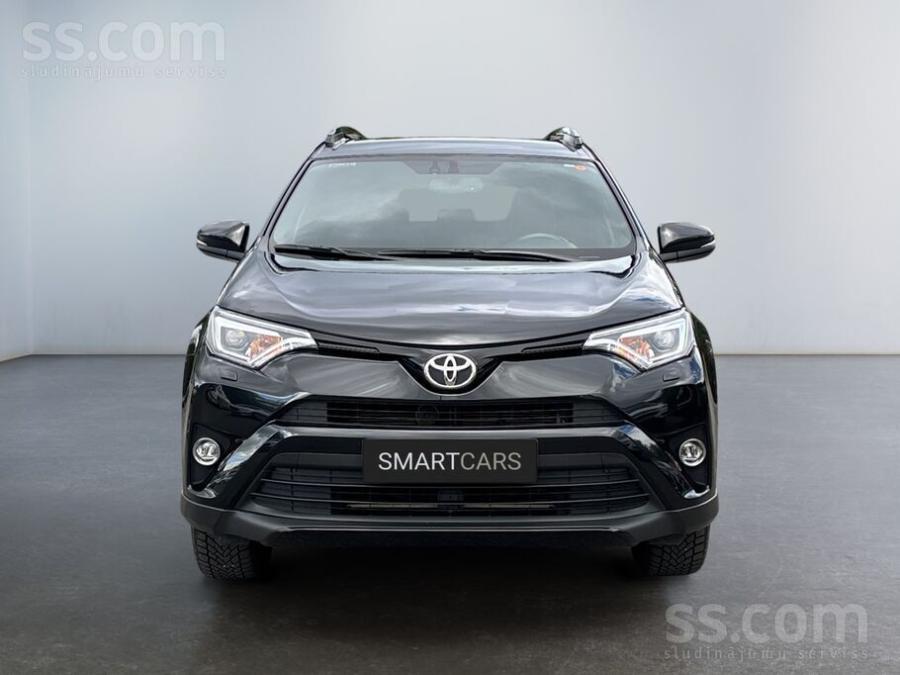 Melns Toyota RAV4 2016 Rīga, ar dzinēja tilpumu 2.00 L un nobraukumu 182 tūkst. km par 15520 €, foto 9 vietnē AUTOMOTO.COM.LV