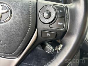 Melns Toyota RAV4 2016 Rīga, ar dzinēja tilpumu 2.00 L un nobraukumu 182 tūkst. km par 15520 €, foto 19 vietnē AUTOMOTO.COM.LV
