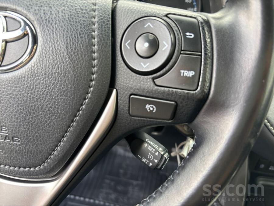 Melns Toyota RAV4 2016 Rīga, ar dzinēja tilpumu 2.00 L un nobraukumu 182 tūkst. km par 15520 €, foto 19 vietnē AUTOMOTO.COM.LV
