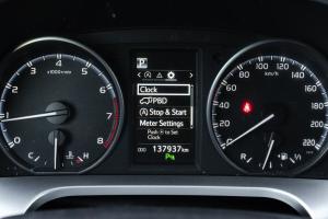Black Toyota RAV4 2016 in Marupe, with an engine capacity of 2.00 L and mileage of 138 thousand km for 17800 €, photo 13 on AUTOMOTO.COM.LV