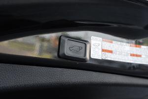 Black Toyota RAV4 2016 in Marupe, with an engine capacity of 2.00 L and mileage of 138 thousand km for 17800 €, photo 23 on AUTOMOTO.COM.LV