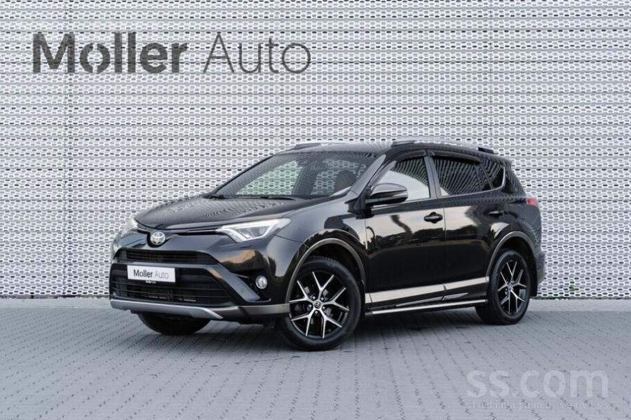 Melns Toyota RAV4 2016 Rīga, ar dzinēja tilpumu 2.00 L un nobraukumu 138 tūkst. km par 17800 €, foto 1 vietnē AUTOMOTO.COM.LV