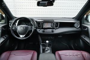 Melns Toyota RAV4 2016 Rīga, ar dzinēja tilpumu 2.00 L un nobraukumu 138 tūkst. km par 17800 €, foto 7 vietnē AUTOMOTO.COM.LV