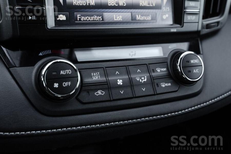 Melns Toyota RAV4 2016 Rīga, ar dzinēja tilpumu 2.00 L un nobraukumu 138 tūkst. km par 17800 €, foto 19 vietnē AUTOMOTO.COM.LV