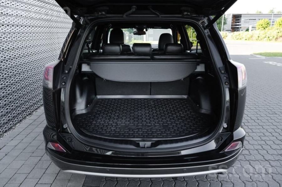 Melns Toyota RAV4 2016 Rīga, ar dzinēja tilpumu 2.00 L un nobraukumu 138 tūkst. km par 17800 €, foto 22 vietnē AUTOMOTO.COM.LV
