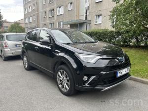 Black Toyota RAV4 2016 in Riga, with an engine capacity of 2.50 L and mileage of 1 thousand km for 21500 €, photo  on AUTOMOTO.COM.LV