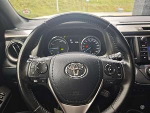 Melns Toyota RAV4 2016 Viļņa, ar dzinēja tilpumu 2.49 L un nobraukumu 187 tūkst. km par 16450 €, foto 15 vietnē AUTOMOTO.COM.LV