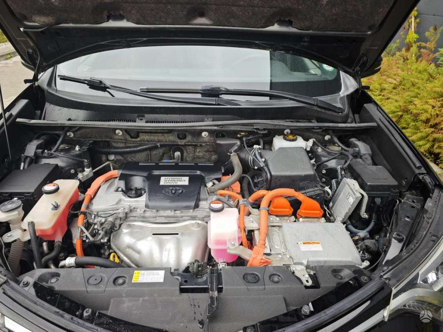 Melns Toyota RAV4 2016 Viļņa, ar dzinēja tilpumu 2.49 L un nobraukumu 187 tūkst. km par 16450 €, foto 29 vietnē AUTOMOTO.COM.LV