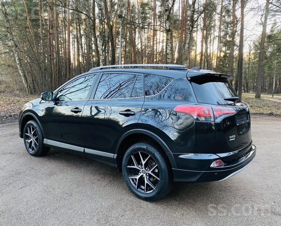 Melns Toyota RAV4 2017 Rīga, ar dzinēja tilpumu 2.50 L un nobraukumu 0 tūkst. km par 15900 €, foto 5 vietnē AUTOMOTO.COM.LV