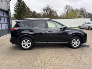 Melns Toyota RAV4 2017 Rīga, ar dzinēja tilpumu 2.50 L un nobraukumu 125 tūkst. km par 18190 €, foto 4 vietnē AUTOMOTO.COM.LV