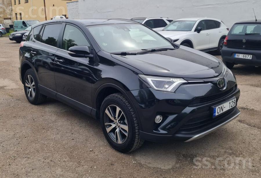 Melns Toyota RAV4 2017 Jelgava, ar dzinēja tilpumu 2.00 L un nobraukumu 0 tūkst. km par 14490 €, foto 4 vietnē AUTOMOTO.COM.LV