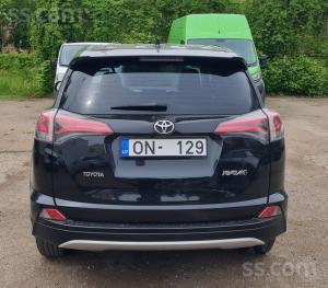 Melns Toyota RAV4 2017 Jelgava, ar dzinēja tilpumu 2.00 L un nobraukumu 0 tūkst. km par 14490 €, foto 10 vietnē AUTOMOTO.COM.LV